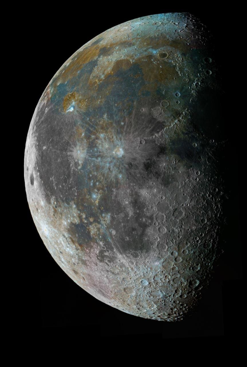 Educador do Observatório de Astronomia da Unesp Bauru registra as cores reais da lua - 94FM Bauru